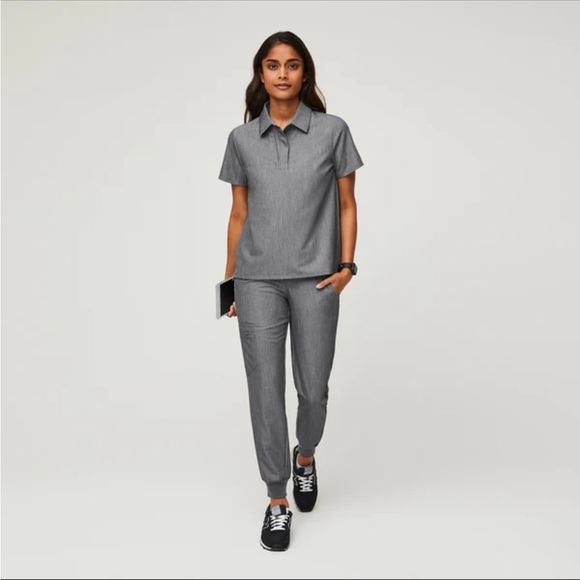 Figs | Other | Figs Nala Short Sleeve Polo Scrub Top Charlotte 2 Pocket ...